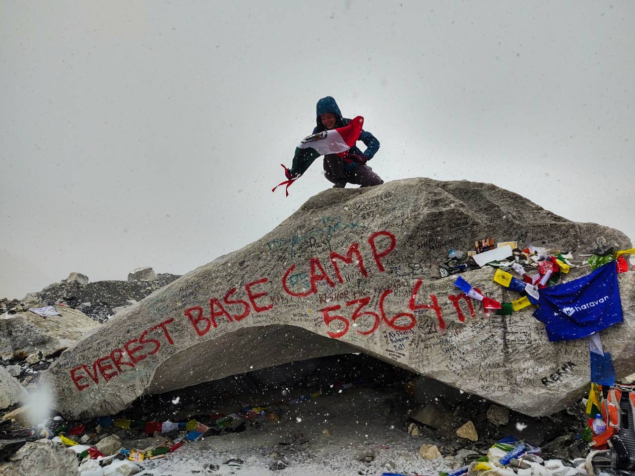 Is Everest Base Camp's Rock Being Replaced by a Banner?